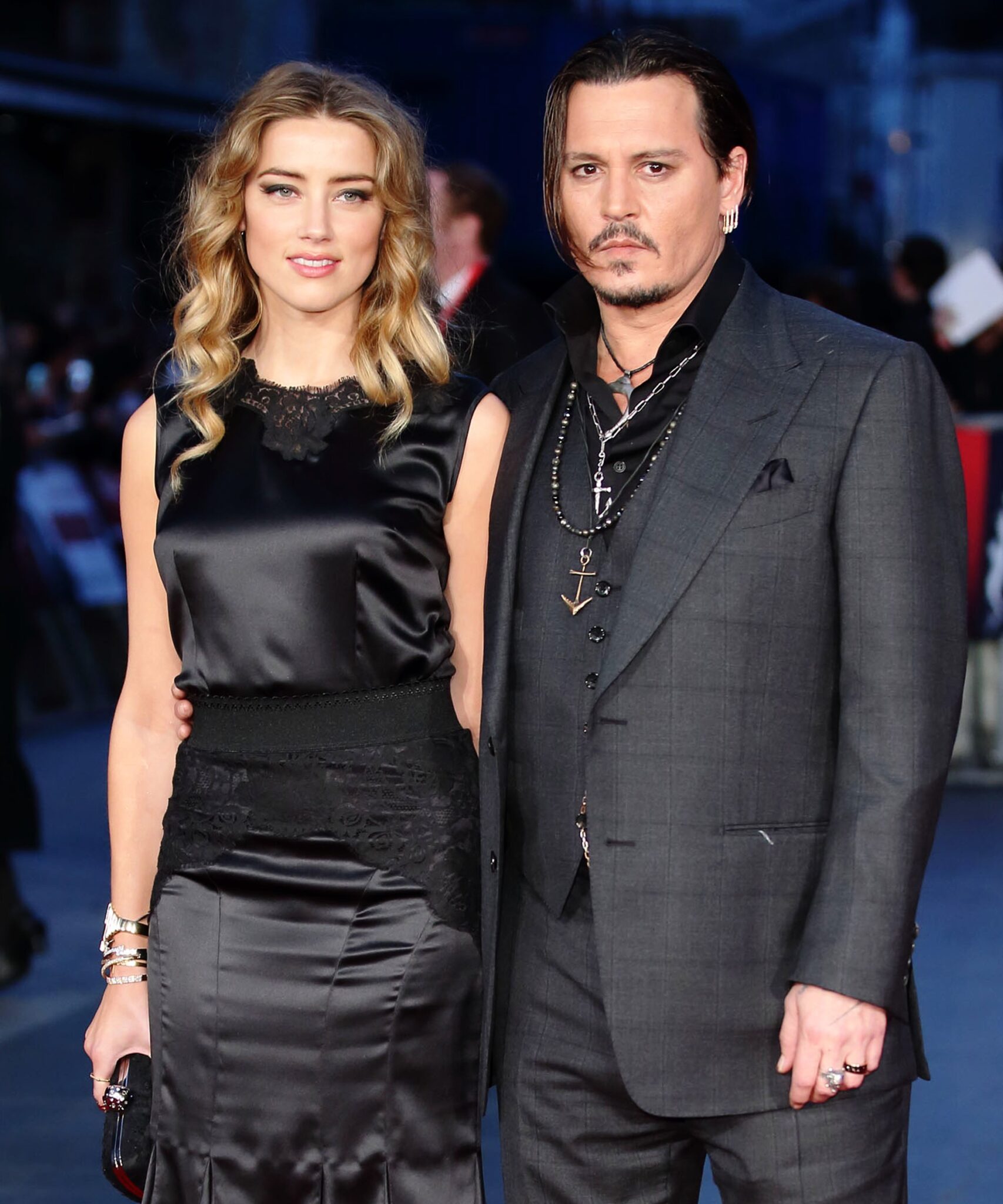 Amber Heard przyciąga uwagę w Madrycie, pojawiając się po raz pierwszy ...